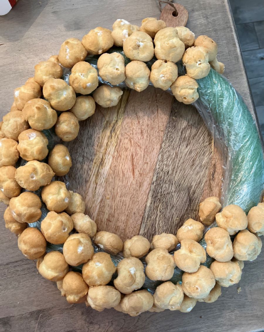 The Simple Hack Behind This Beautiful Cream Puff Wreath