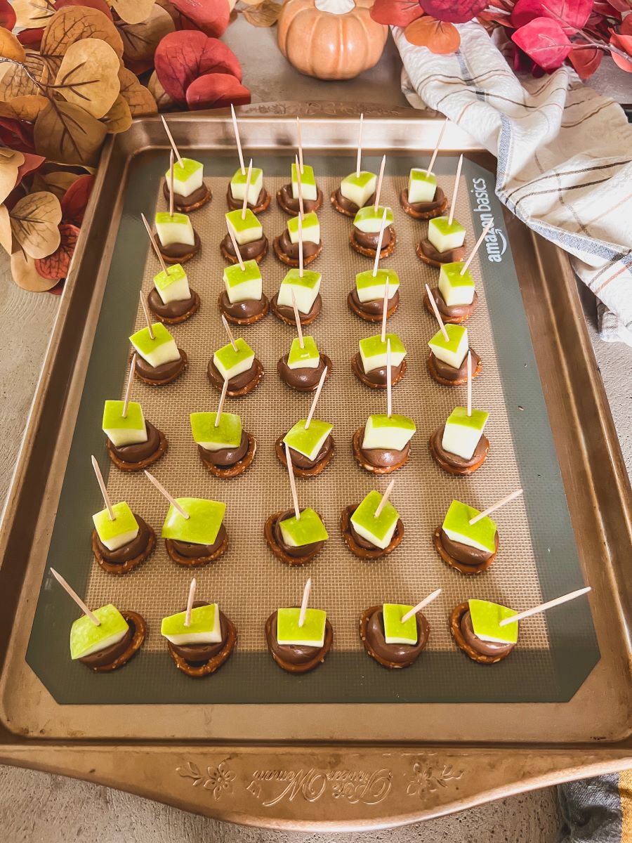 How to Make Caramel Apple Bites