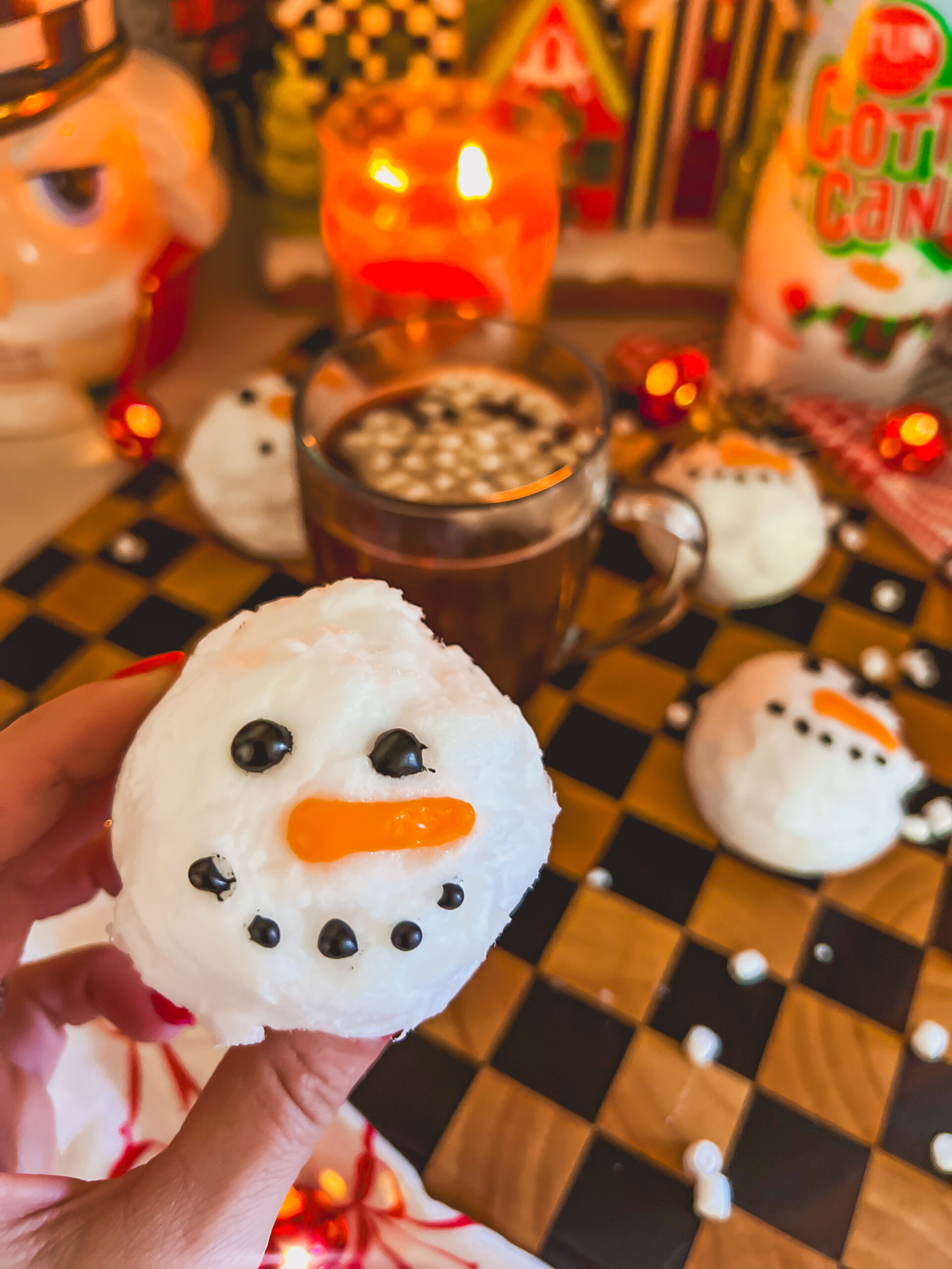 How to Make Cotton Candy Hot Chocolate Snowmen!