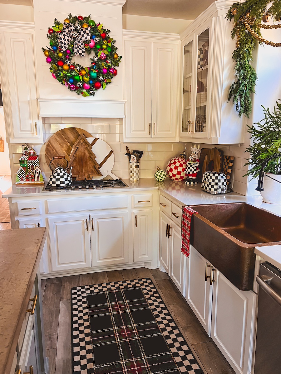 How to Hang a Christmas Garland Over Your Kitchen Sink Window
