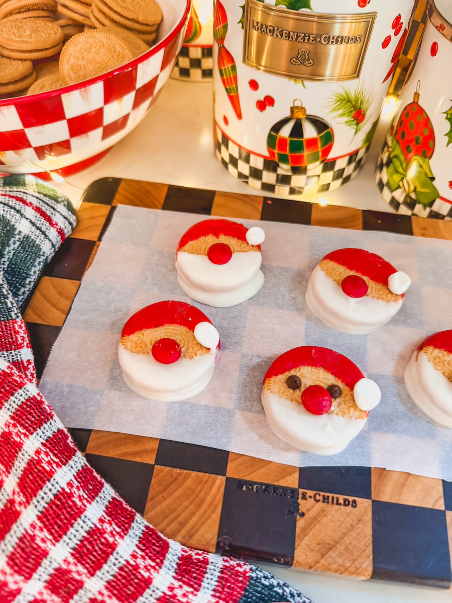 Santa Oreo Cookies